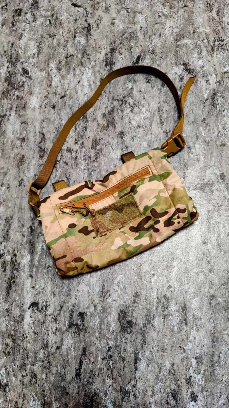 Diverse pouches | Bl.a. PRC-152 radio pouch | Tacdane